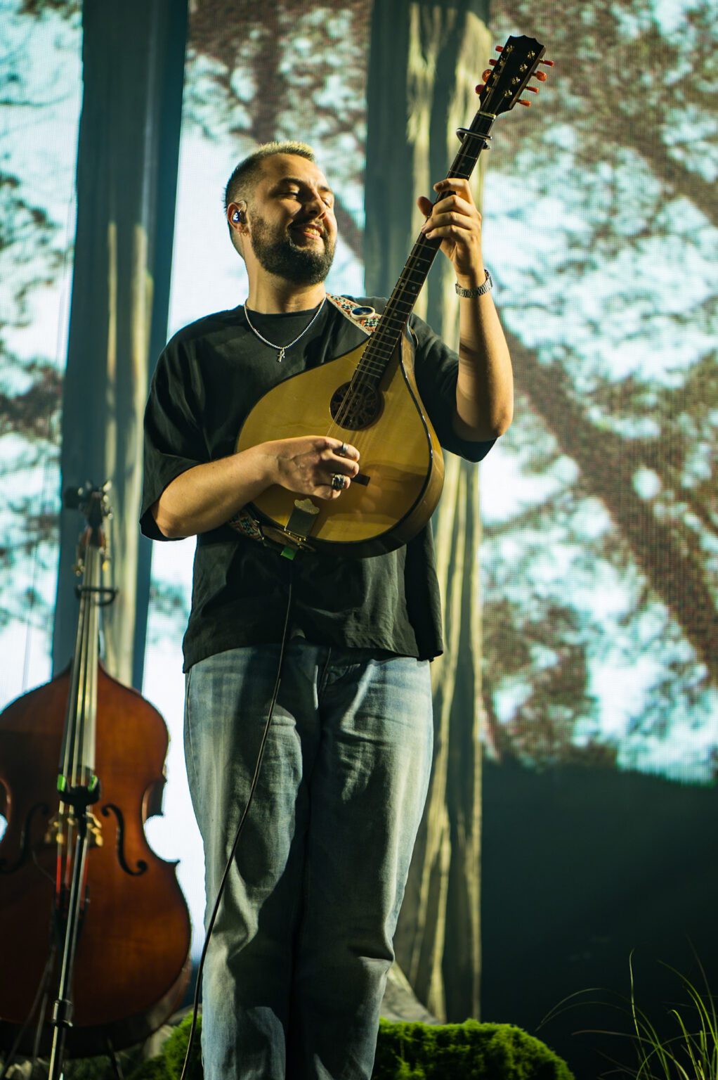 Live Review: Dermot Kennedy Stuns at Leeds First Direct Arena