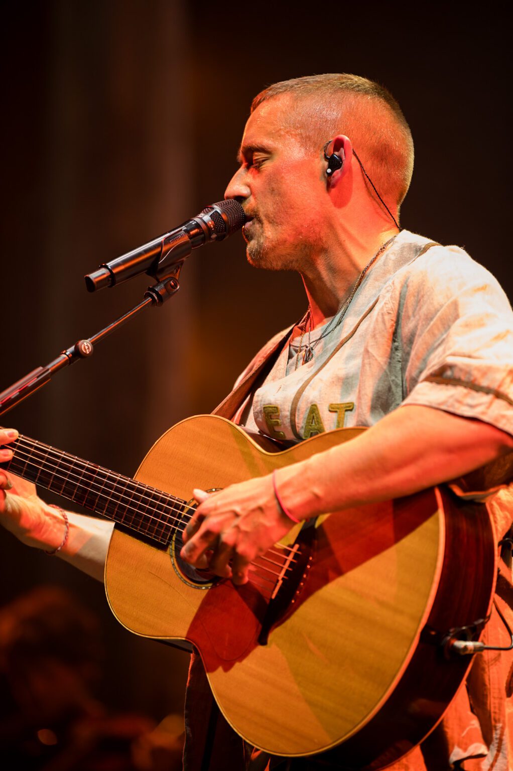 Live Review: Dermot Kennedy Stuns at Leeds First Direct Arena